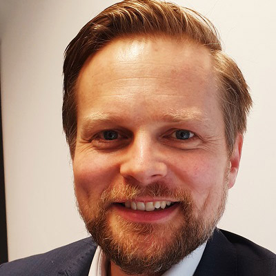 Herman van Harten, auteur op Mr. Online