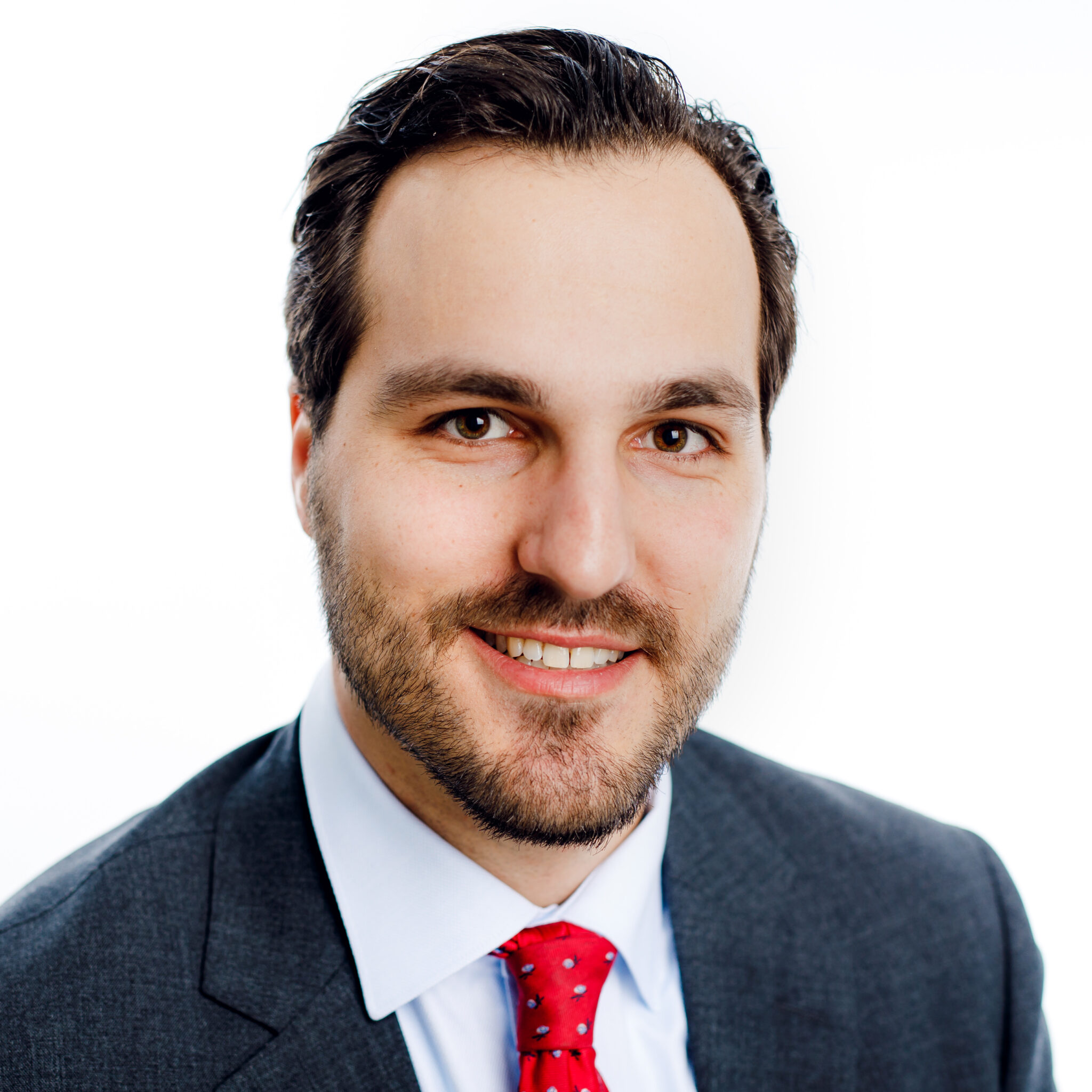 ALEX NEUMANN (DAMSTÉ ADVOCATEN – NOTARISSEN) OVER JA ZEGGEN - Mr. Online