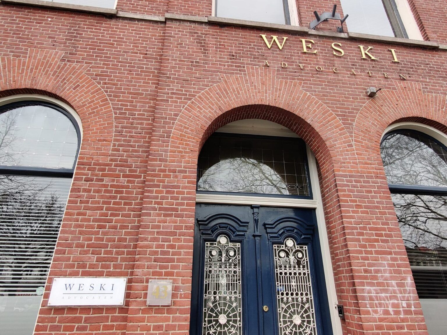 Weer tegenslag voor Inez Weski: grieven door a-g van tafel geveegd - Mr ...